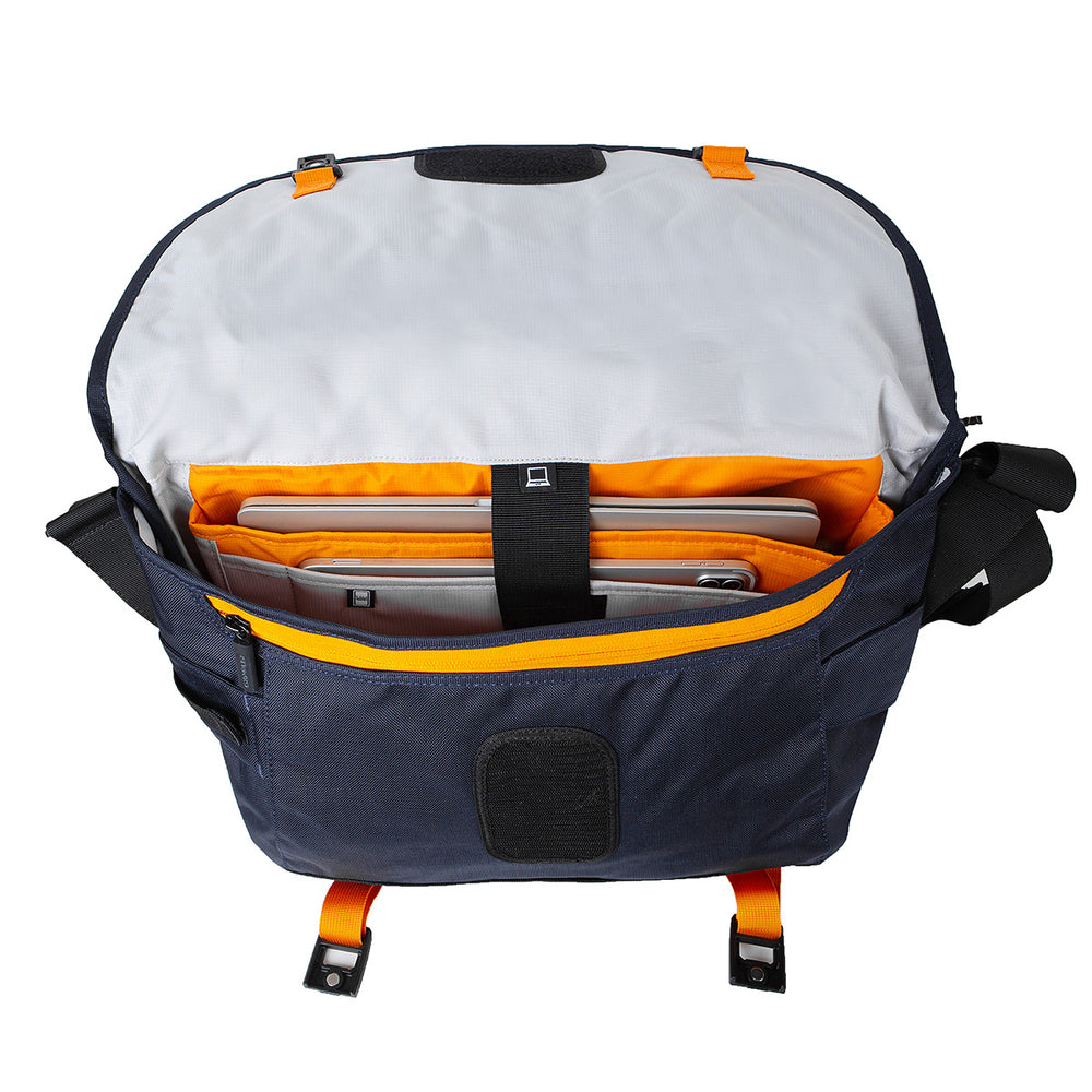 Dinky Di Messenger 16''