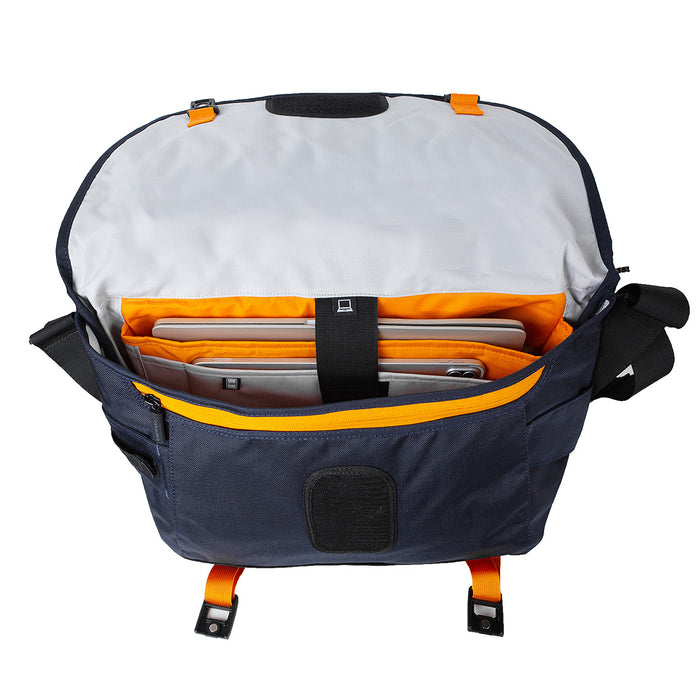 Dinky Di Messenger 16''